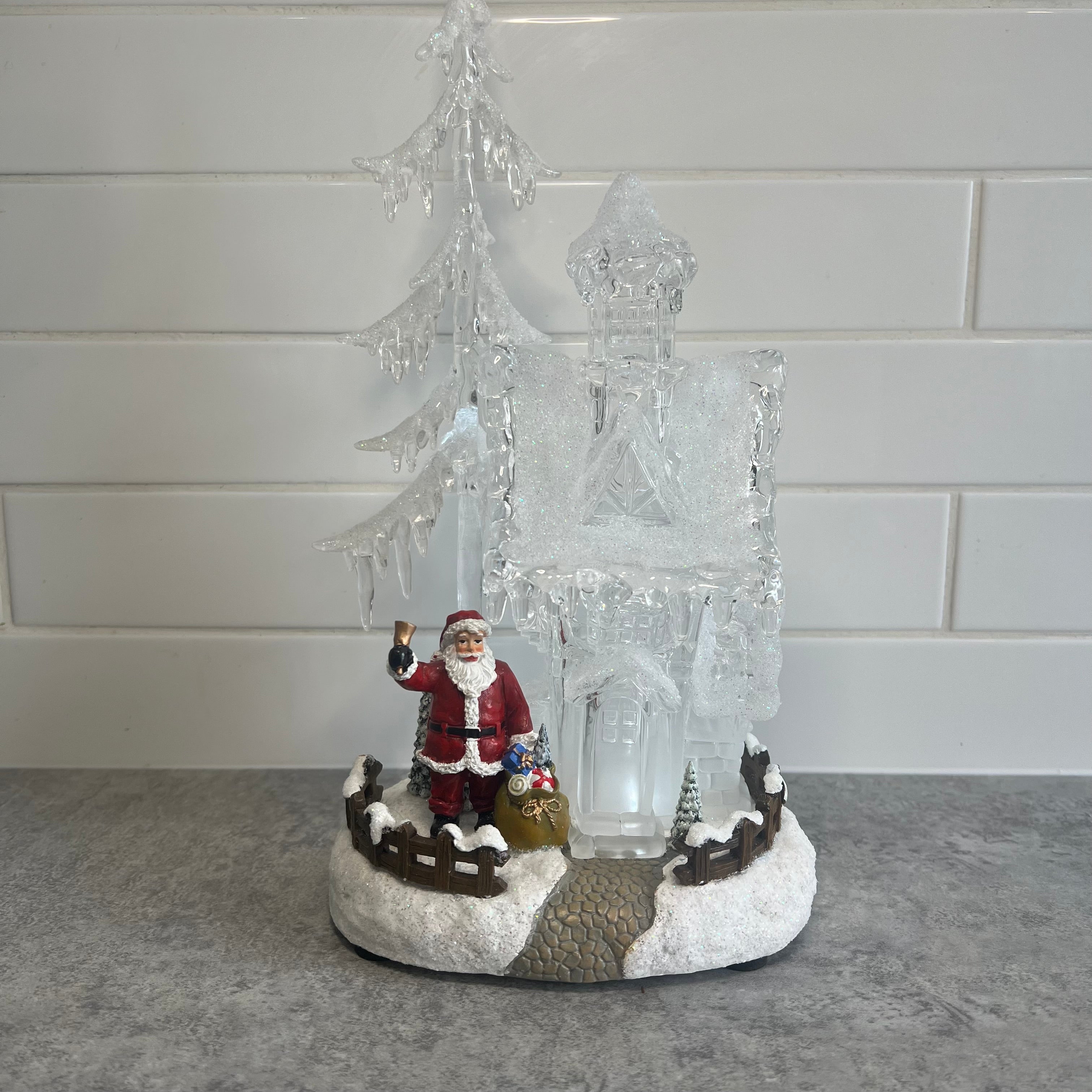 Santa scene – Christmas Obsession