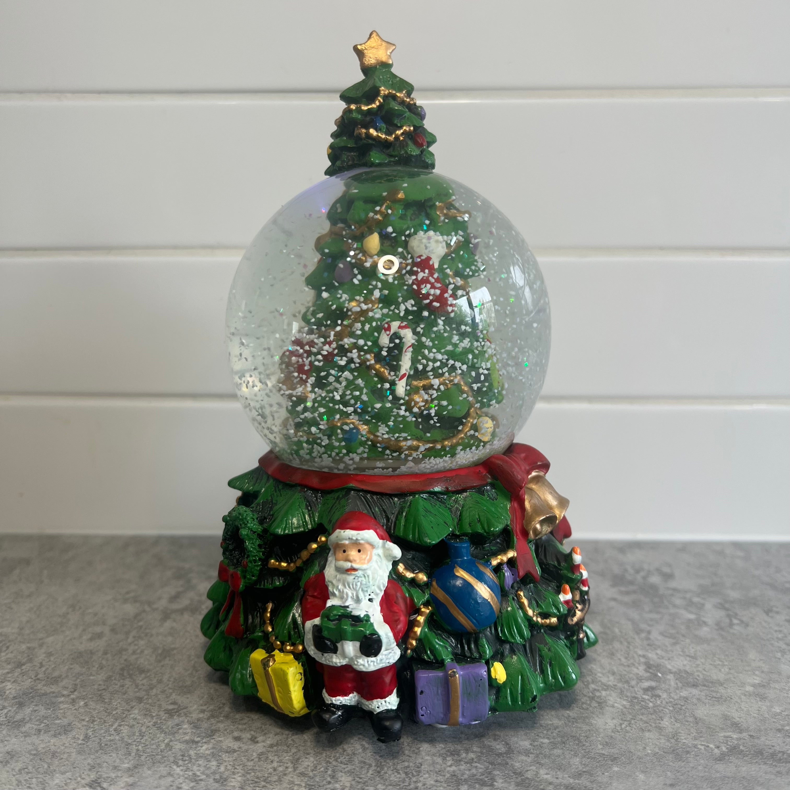 Tree globe – Christmas Obsession